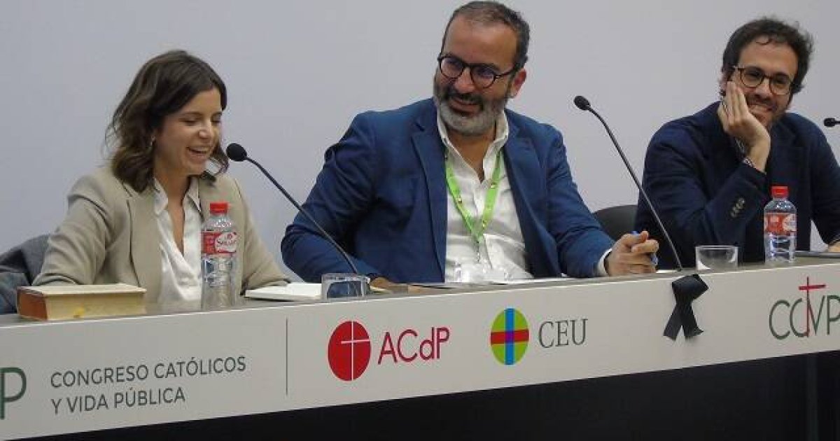 Ana Iris Simón y Jorge Freire: «Comprométete ya, vivir no es ir por ahí ...