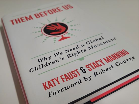 Katy Faust, contra el «enfoque obsesivo» de los adultos en sus derechos ...